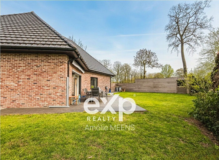 Maison à vendre - Esquelbecq - 5 pièces - 3 chambres