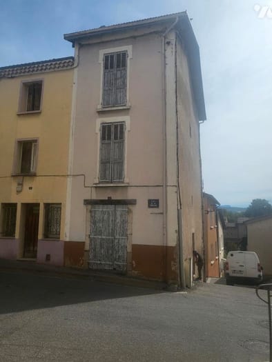 Maison 6 pièces à Laragne-Montéglin, à vendre