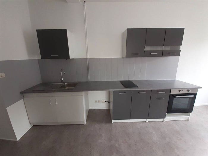 Bas-en-Basset : Appartement 2 pièces à louer