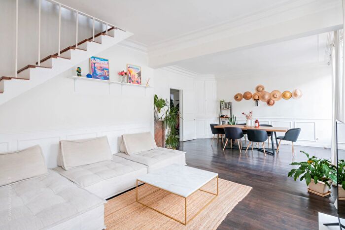 Appartement à louer - Longjumeau, Centre-ville, Mairie - 5 pièces - 4 chambres