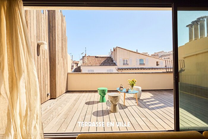 Appartement à vendre - Marseille er , Opéra - 5 pièces - 4 chambres