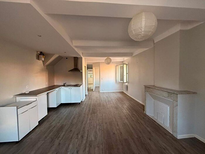 Appartement à louer - Cathedrale, Toulon - 3 pièces - 2 chambres