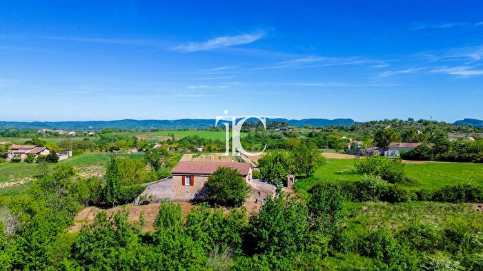 Maison 4 pièces à Saint-Julien-de-Cassagnas, à vendre