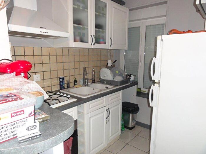 Appartement à louer - Saint Laurent-Molette, Le Creusot - 3 pièces - 2 chambres