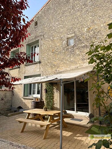 Villejésus : Maison 6 pièces à vendre