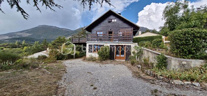 Aspres-sur-Buëch : Maison 4 pièces à vendre