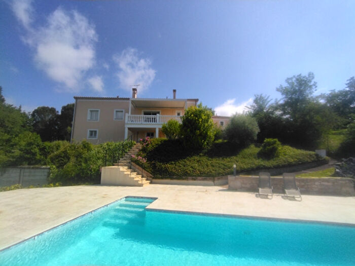 Cahors, Centre-ville : Maison 8 pièces à vendre