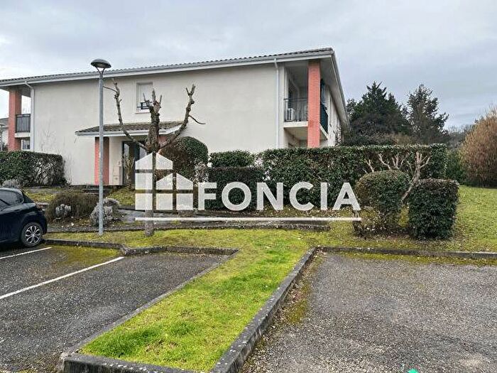 Appartement à louer - Pujols - 2 pièces - 1 chambre