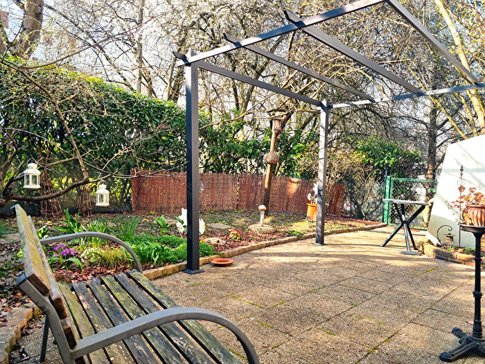 Appartement à vendre - Fontenay-sous-Bois, Val de Fontenay, Rer E - 4 pièces - 3 chambres