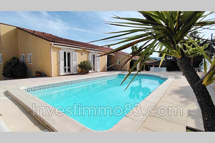 Maison 4 pièces à vendre à Sainte-Anastasie-sur-Issole