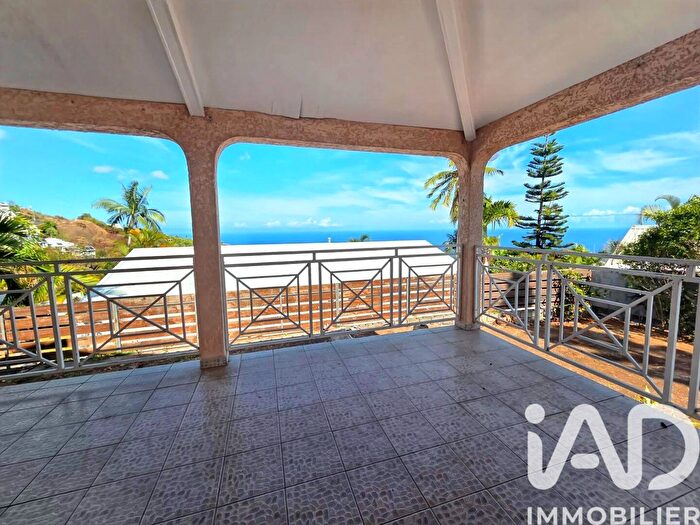 Maison à louer - Saint-Paul - 5 pièces - 4 chambres