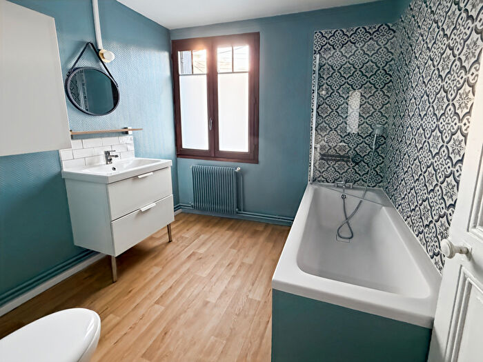 Maison 5 pièces à vendre à Notre-Dame-de-Bondeville