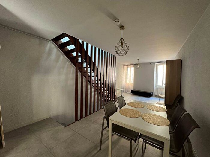 Appartement à louer - Centre-Historique, Romans-sur-Isère - 4 pièces - 3 chambres