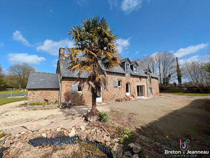 Maison à vendre - Saint-Denis-de-Gastines - 5 pièces - 3 chambres