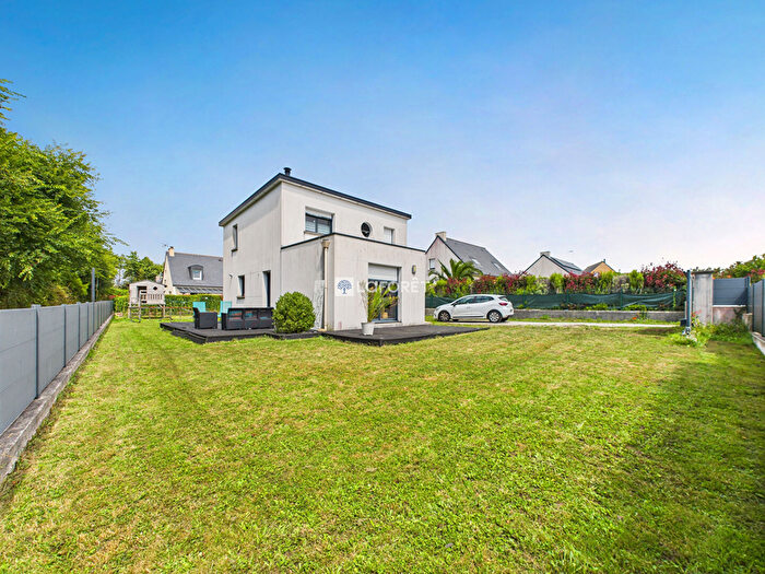 Maison à vendre - Pluguffan - 5 pièces - 4 chambres