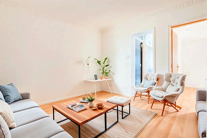 Appartement à vendre - Clichy, République, Victor Hugo - 2 pièces - 1 chambre