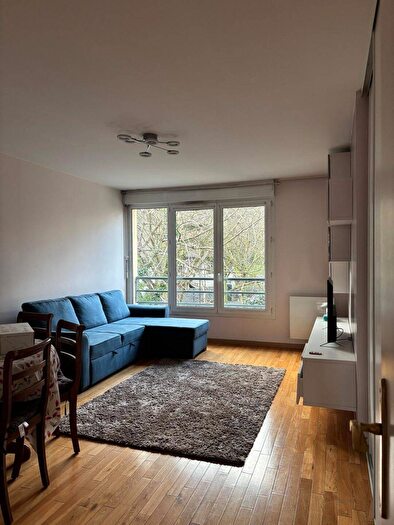 Appartement à louer - Haut Goulet-Jules Auffret, Noisy-le-Sec - 3 pièces - 2 chambres