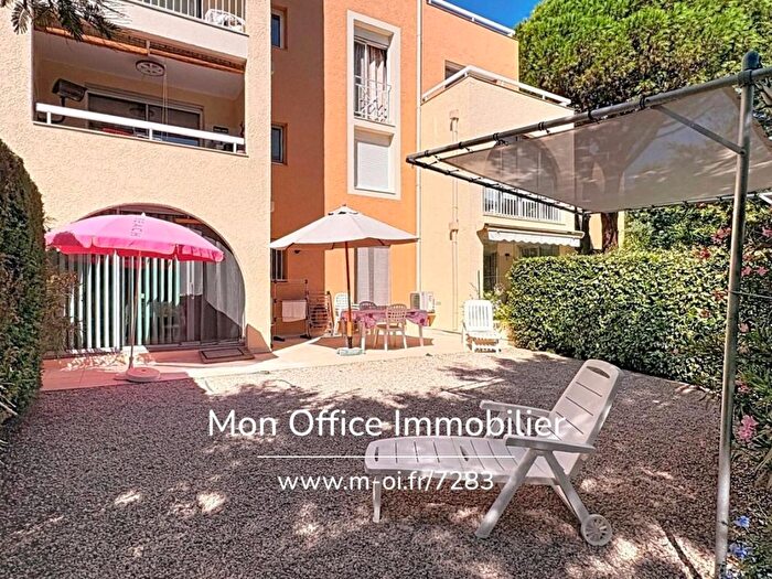 Appartement 2 pièces à vendre - Cavalaire-sur-Mer, Castillane, Vivards, Roseraie, Rigaud, Cros de Mouton