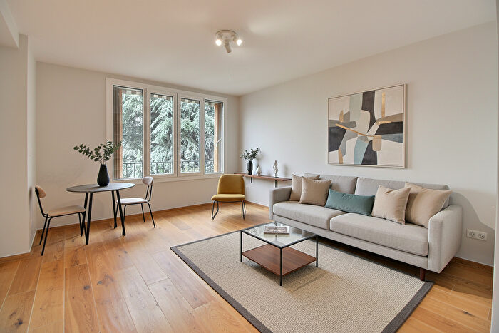 Suresnes, Plateau Ouest - Appartement 3 pièces à vendre