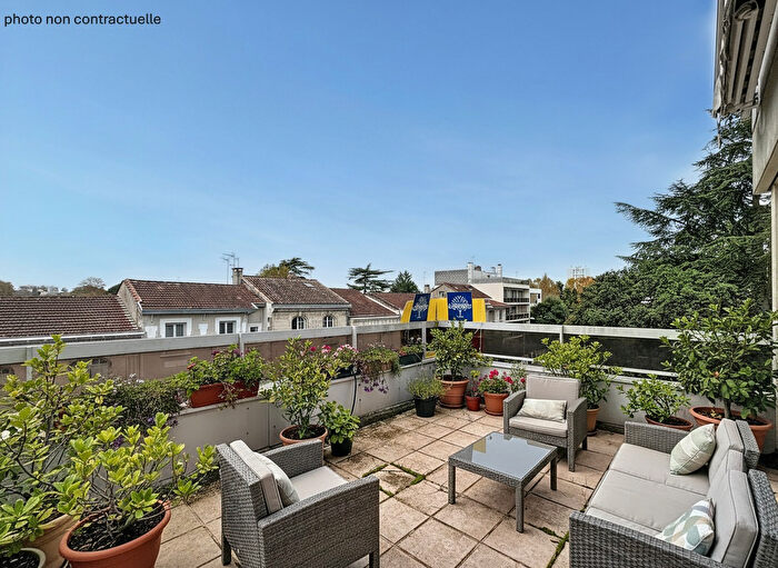 Appartement à vendre - Le Bouscat, Barrière du Médoc - 4 pièces - 3 chambres