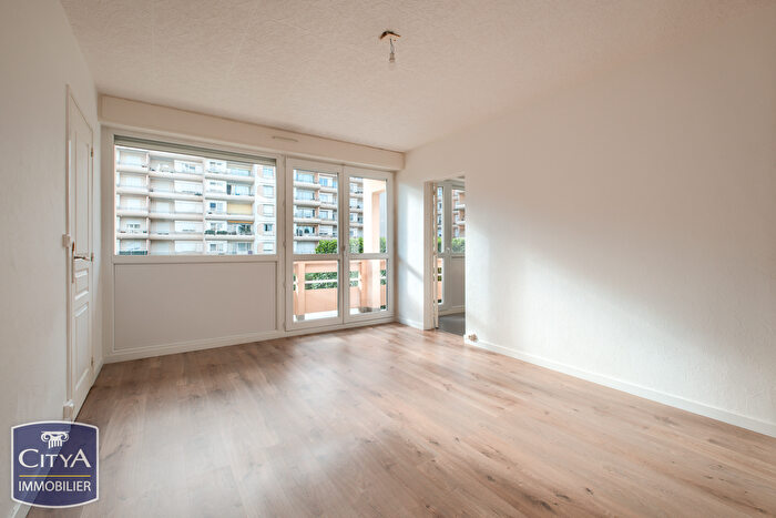 Laval, Pavement : Appartement 2 pièces à vendre