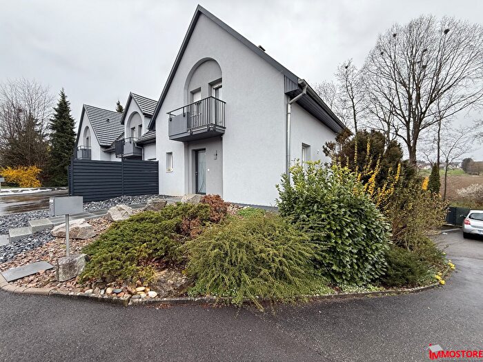 Maison 4 pièces à louer à Muespach-le-Haut