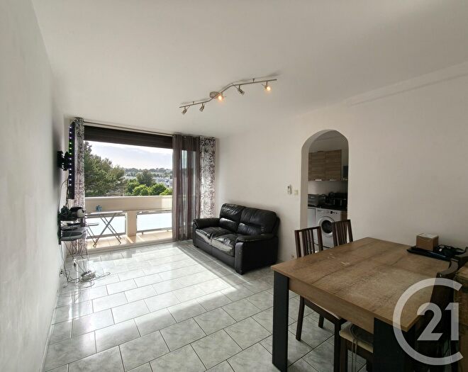Appartement 4 pièces à Marseille 12ème, Les Caillols, à vendre