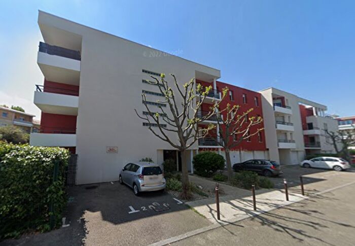 Avignon, Blanchissage - Appartement 2 pièces à louer