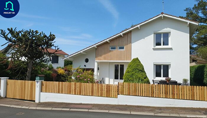 Maison à vendre - Saint-Pierre-du-Mont - 6 pièces - 5 chambres