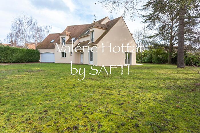 Maison à vendre - Feucherolles - 9 pièces - 5 chambres