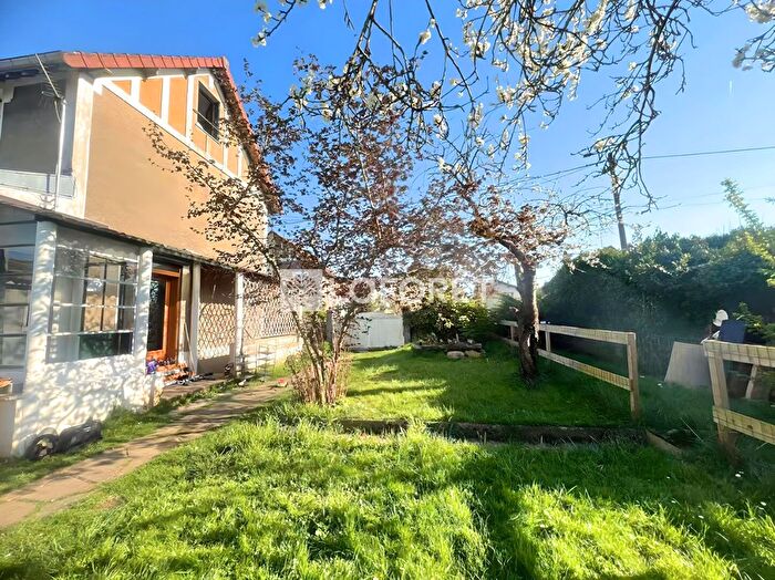 Maison à vendre - Dreux, Rochelles - 6 pièces - 4 chambres