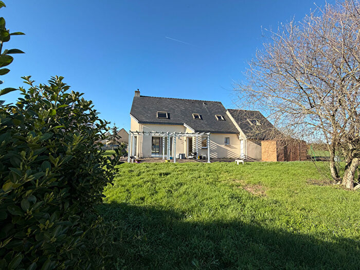 Maison à vendre - Courtillers - 7 pièces - 5 chambres