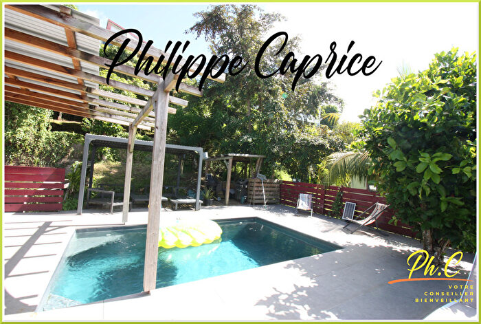 Maison à vendre - Fort-de-France - 9 pièces - 4 chambres