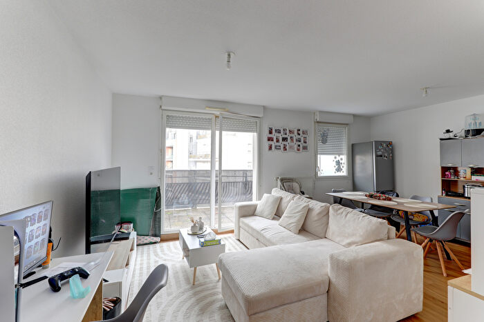 Appartement à vendre - Clermont-Ferrand, Croix de Neyrat - 3 pièces - 2 chambres