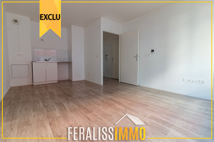 Appartement à vendre - Éragny, Roger Guichard, Halage - 2 pièces - 1 chambre