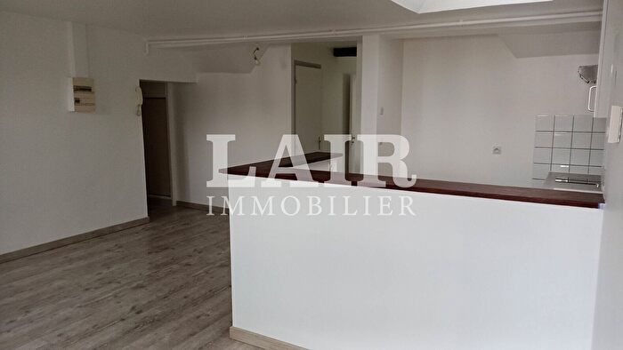 Appartement à louer - Centre Ville-Saint Léonard-Notre-Dame, Alençon - 3 pièces - 2 chambres