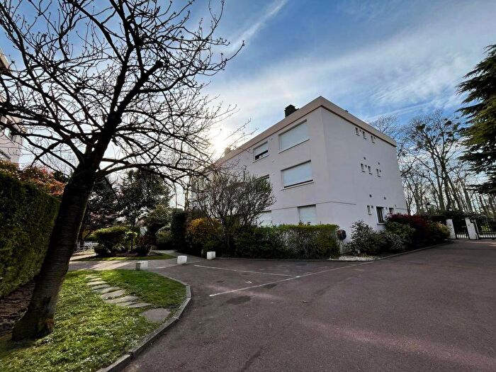 Appartement à louer - Le Petit Lac, Saint-Gratien - 2 pièces - 1 chambre