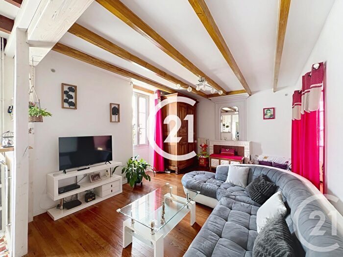 Maison à vendre - Pérignac - 5 pièces - 3 chambres