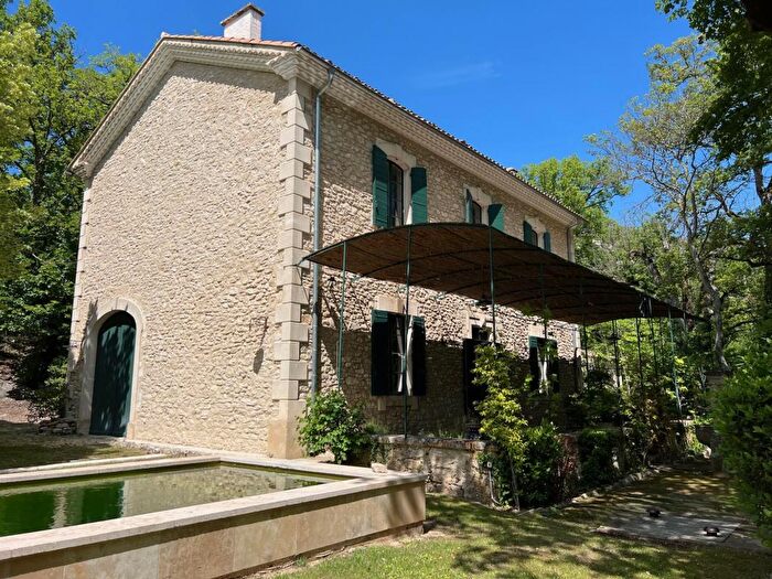 Maison à vendre - Bonnieux - 7 pièces - 5 chambres