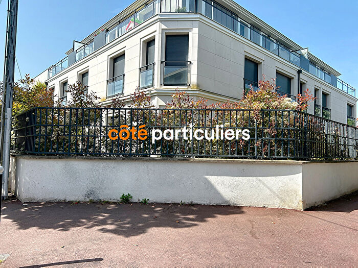 Appartement à vendre - Saint-Maur-des-Fossés, Les Mûriers - 3 pièces - 2 chambres