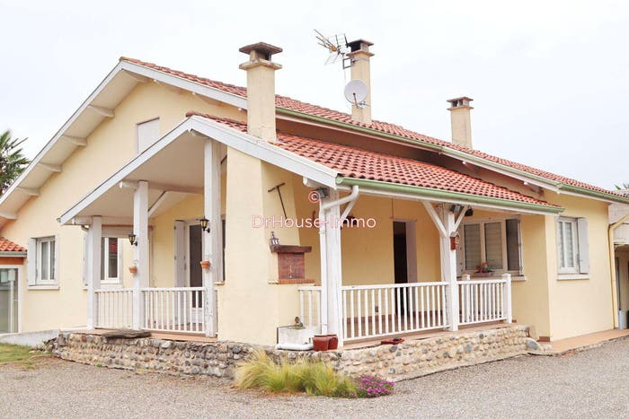 Maison 7 pièces à Bazet, à louer