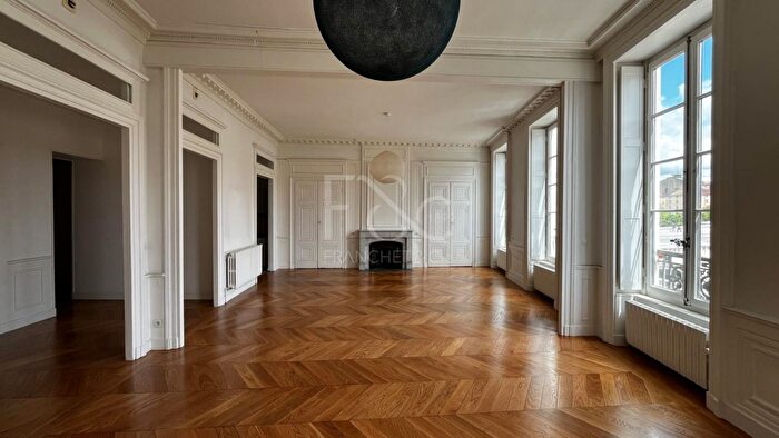 Appartement 4 pièces à louer - Lyon 5ème, Quartiers anciens