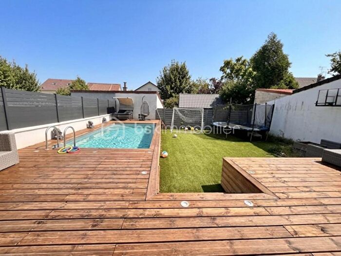 Ormesson-sur-Marne - Maison 7 pièces à vendre
