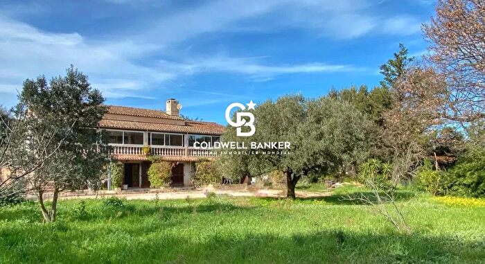 Maison à vendre - Bormes-les-Mimosas, La Favière, Le Gau, Cap-Bénet, Cabasson, Plages - 14 pièces