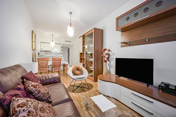 Appartement 2 pièces à louer à Triangle d'Or, Paris 8ème arrondissement