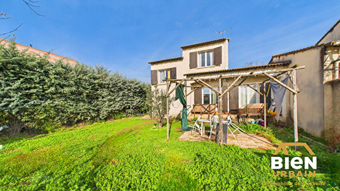 Maison 4 pièces à vendre à Garons