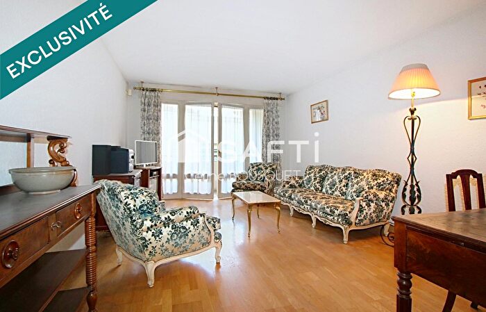 Appartement à vendre - Nîmes, Carmes - 4 pièces - 3 chambres