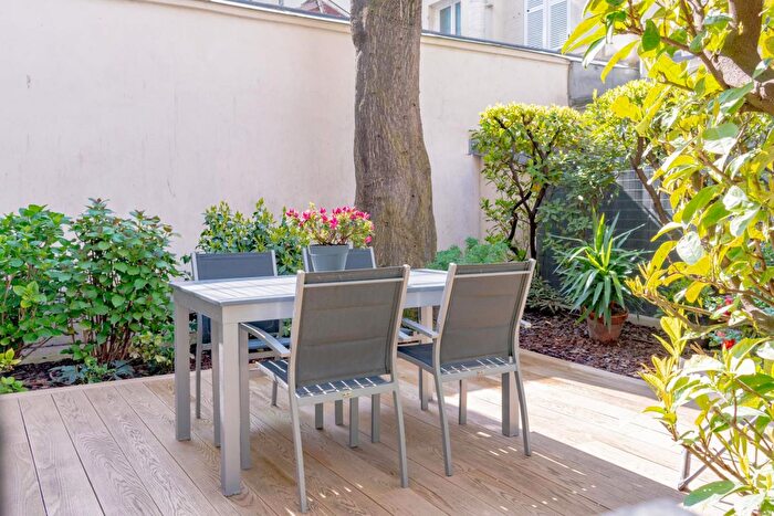 Appartement à vendre - Paris e , Chaillot - 2 pièces - 1 chambre