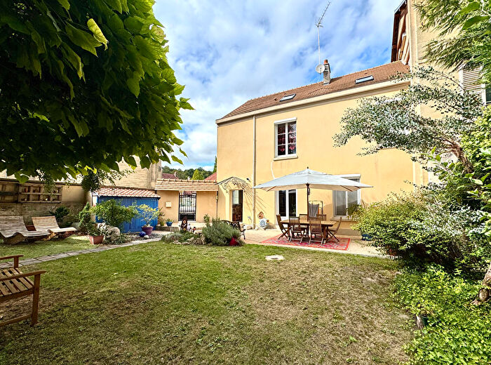 Bray-et-Lû - Maison 5 pièces à vendre