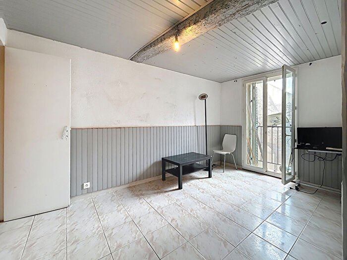 Appartement à vendre - Hyères, Centre-ville - 2 pièces - 1 chambre